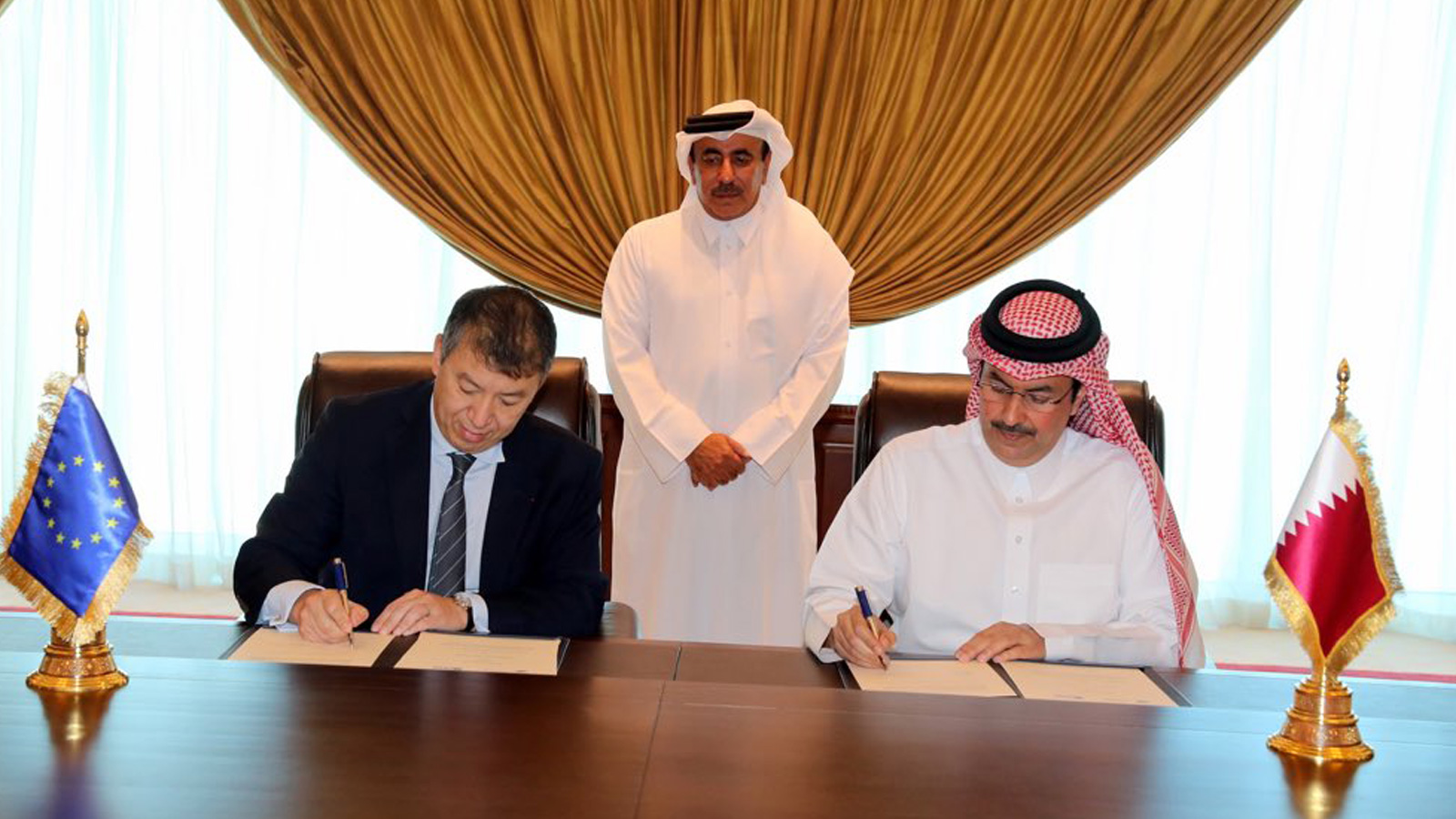 AACO | Qatar CAA signs agreement with EASA